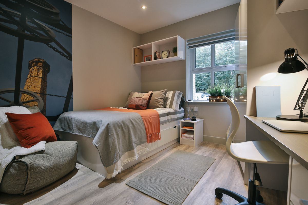 Best Student Accommodation near Haslett Building - University of ...