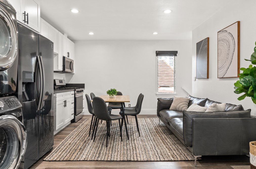 1515 & 1517 Selby Los Angeles (California) Student Housing