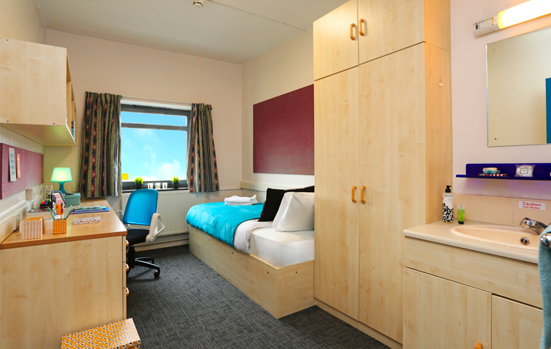 International Hall London Student Accommodation | UL