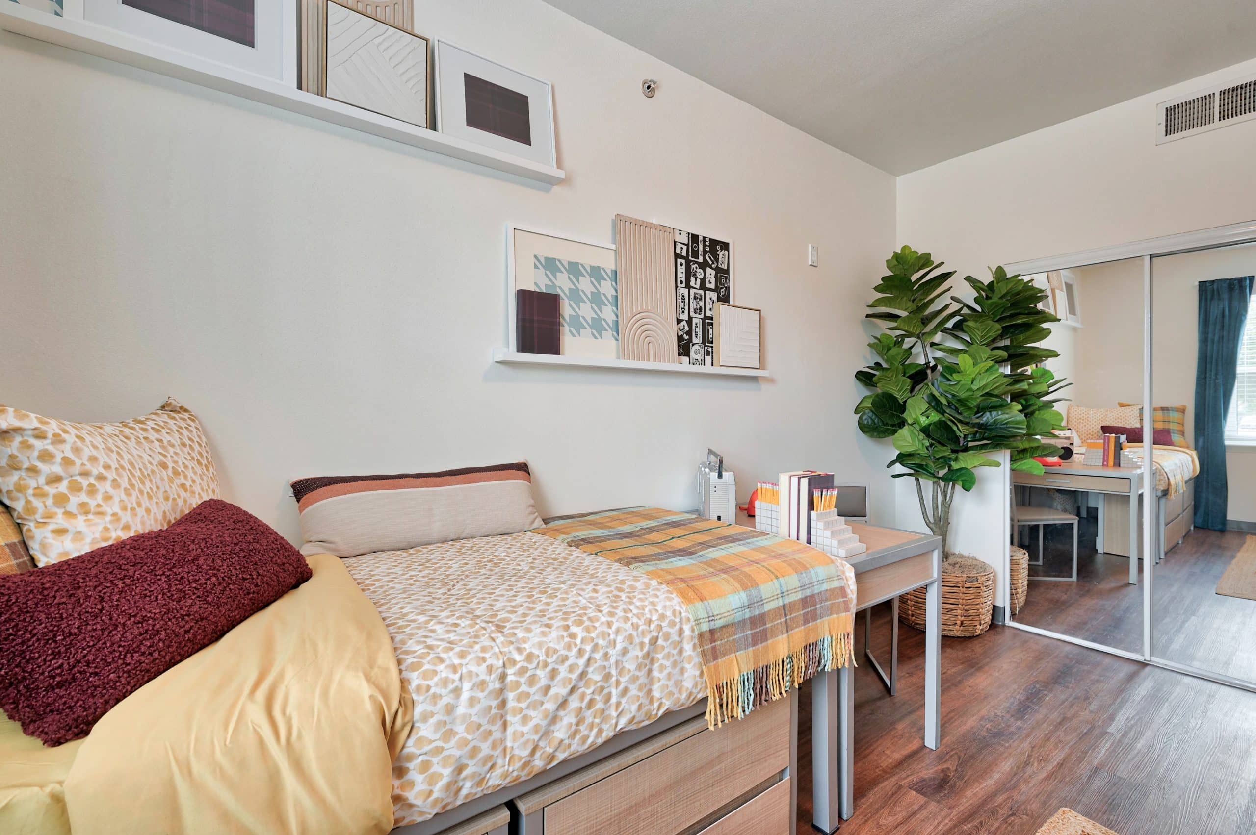 Cambridge Hall College Station (Texas) Student Housing