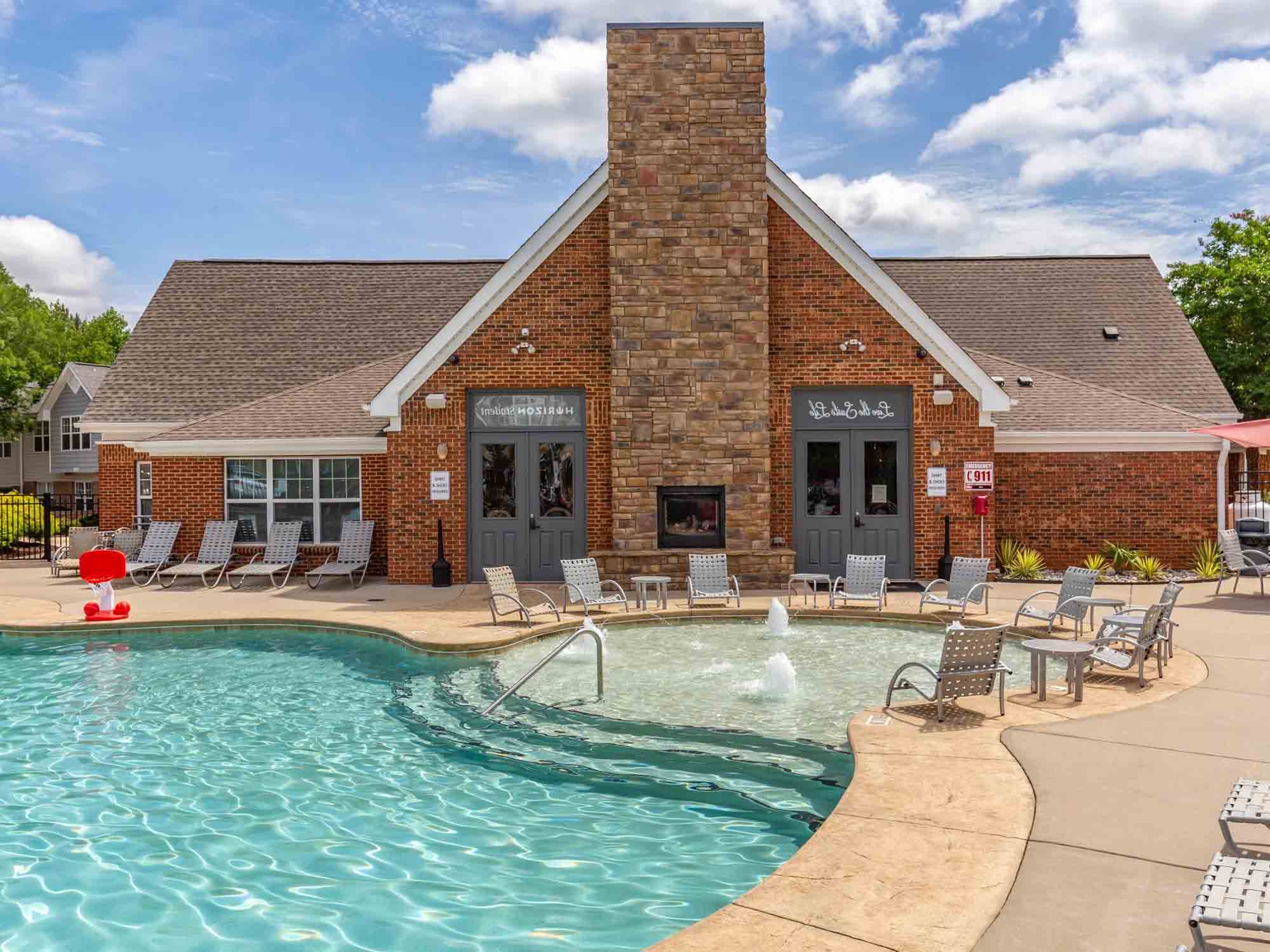 University Suites Raleigh (North Carolina) Student Housing