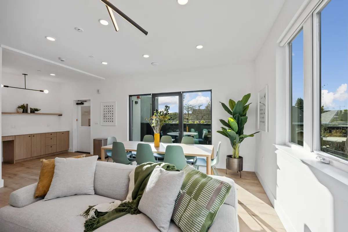 The Bosco Berkeley | 𝗨𝗽𝘁𝗼 $𝟱𝟬 𝗢𝗙𝗙