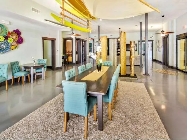 Z Islander College Station (Texas) Student Housing