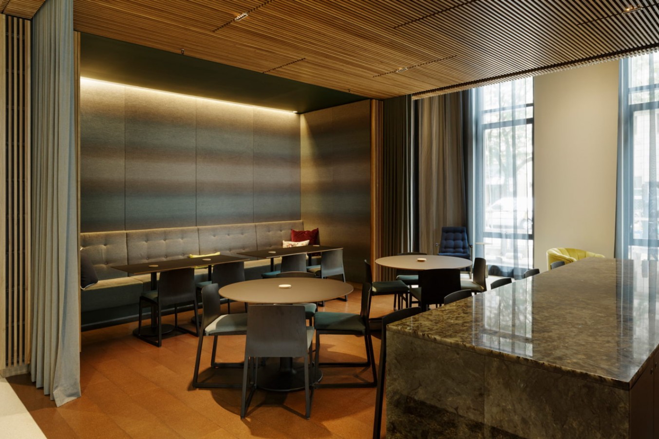 Solstice on the Park Chicago | 𝗨𝗽𝘁𝗼 $𝟱𝟬 𝗢𝗙𝗙