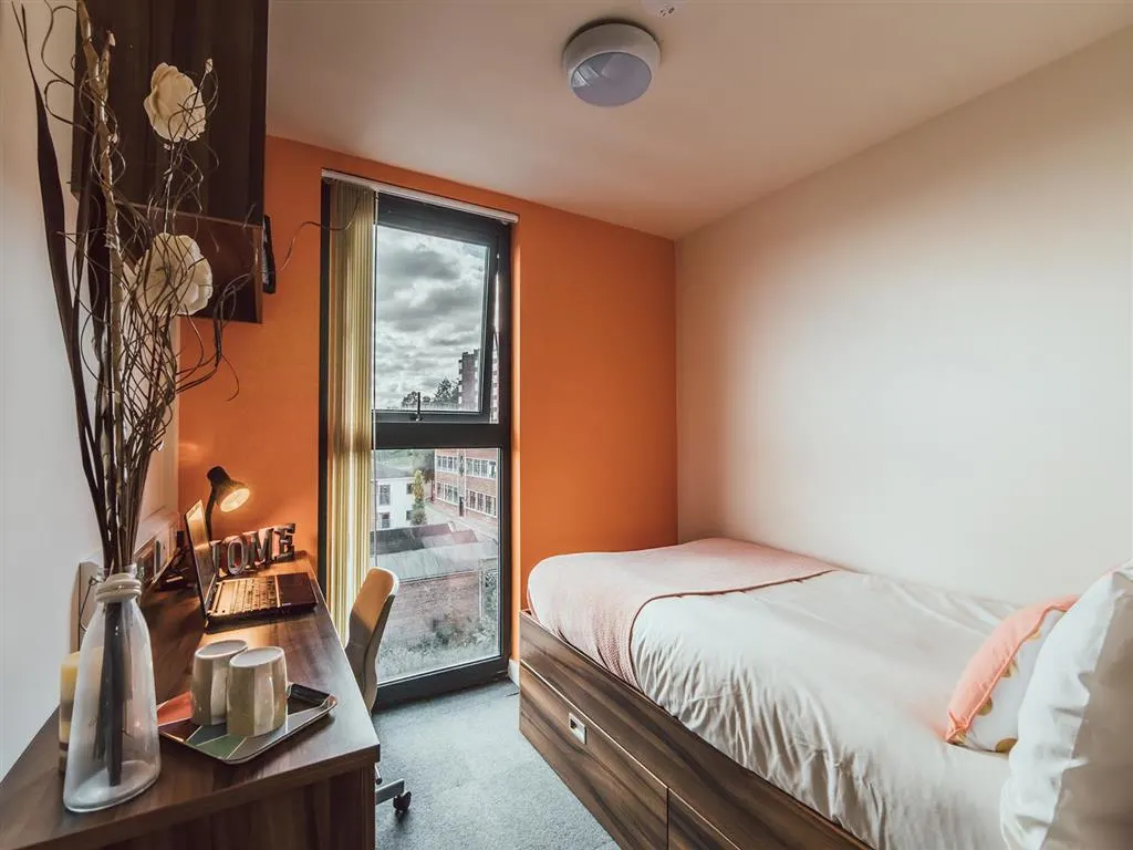 Best Student Accommodation near Keele University International Study Centre