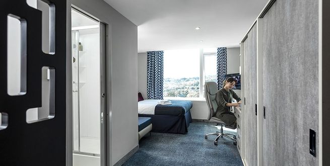 Walnut Gardens Exeter Student Housing | Universityliving.com