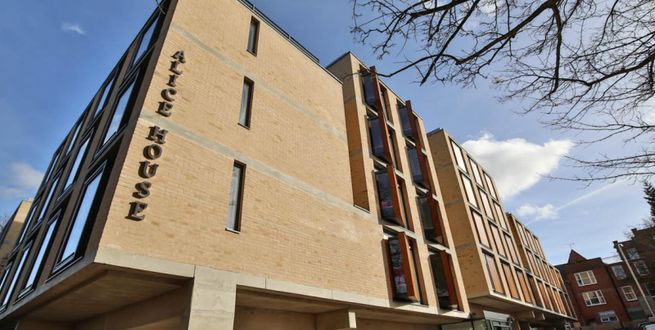 iQ Alice House Oxford Student Accommodation | UniversityLiving