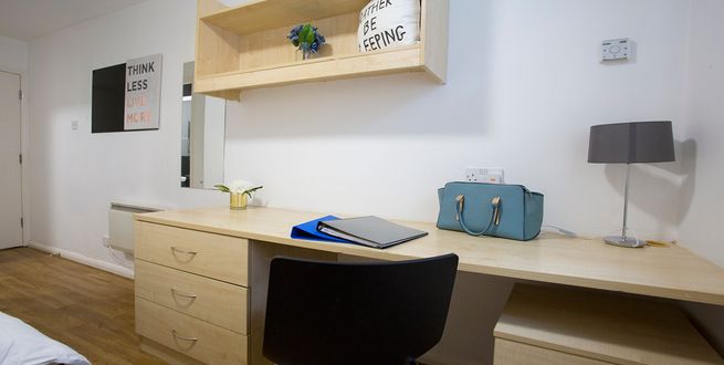 Manchester House Student Housing | Universityliving.com