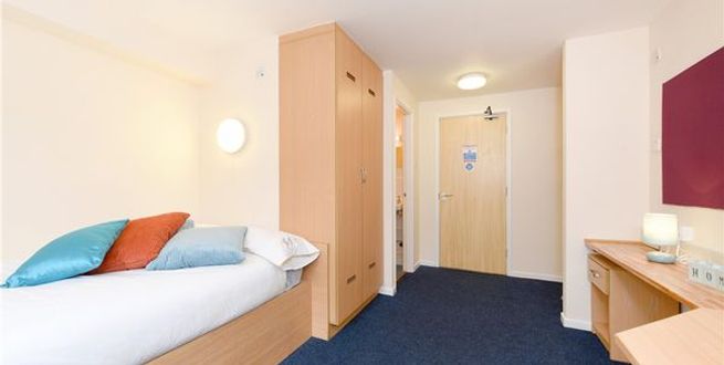 Snowdon Hall Wrexham Student Accommodation