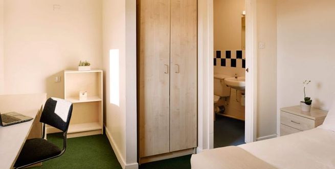 iQ Daisy Bank Manchester Student Accommodation | Universityliving.com