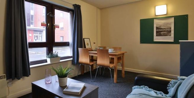 iQ Daisy Bank Manchester Student Accommodation | Universityliving.com