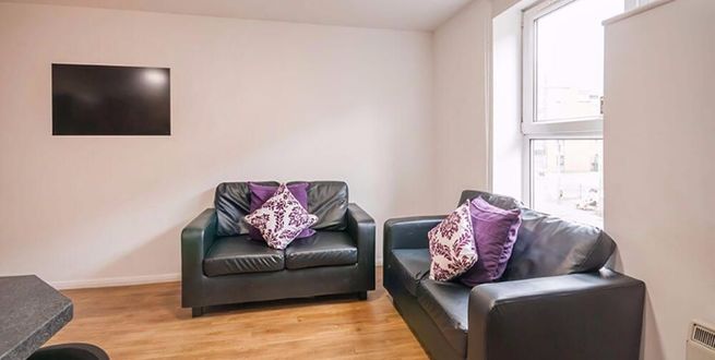 Manchester House Student Housing | Universityliving.com