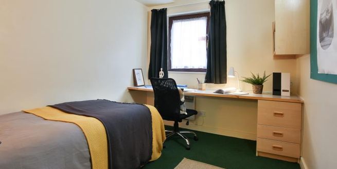 iQ Daisy Bank Manchester Student Accommodation | Universityliving.com