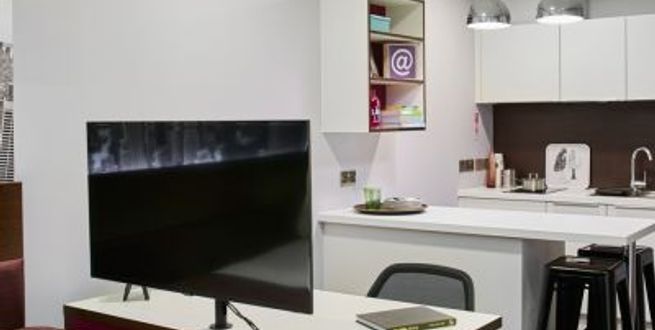 Iconinc The Edge Leeds Student Accommodation | UniversityLiving