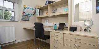Oxney House & Gardens Student Accommodation | UniversityLiving